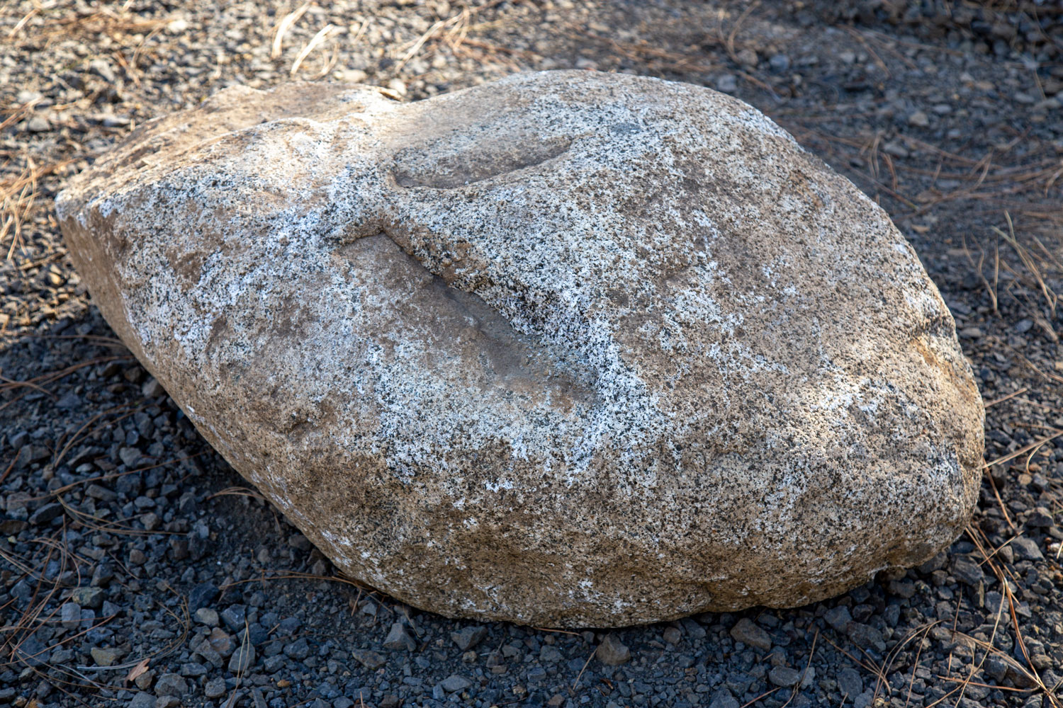 Highland Landscape Supply - 2′ – 3′ Granite Boulders